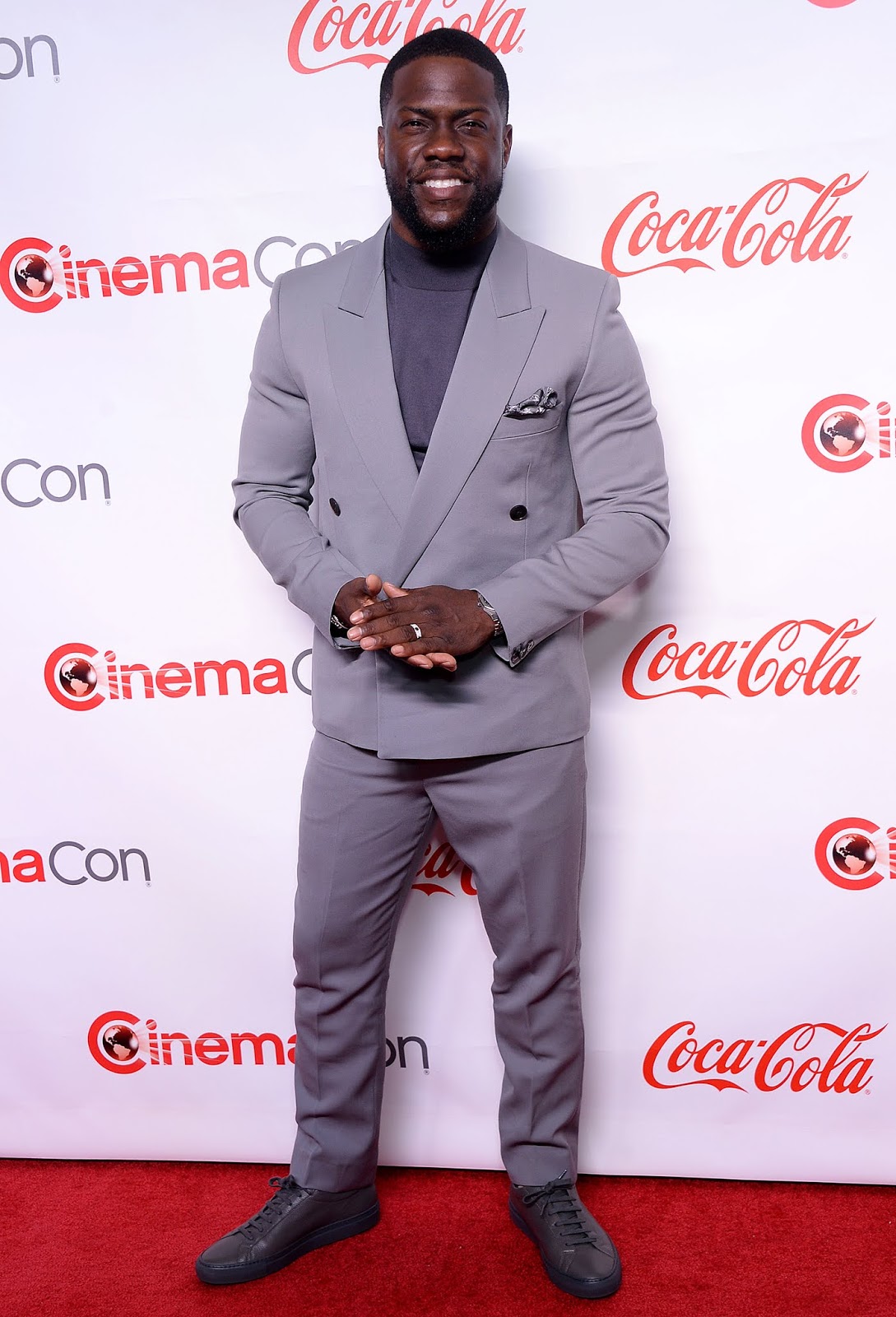 Menswear Monday: Kevin Hart - Stylish Starlets