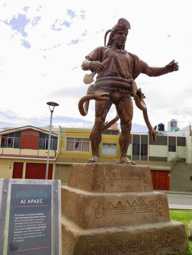 Fotos e Imágenes del Perú: Paseo Yortuque