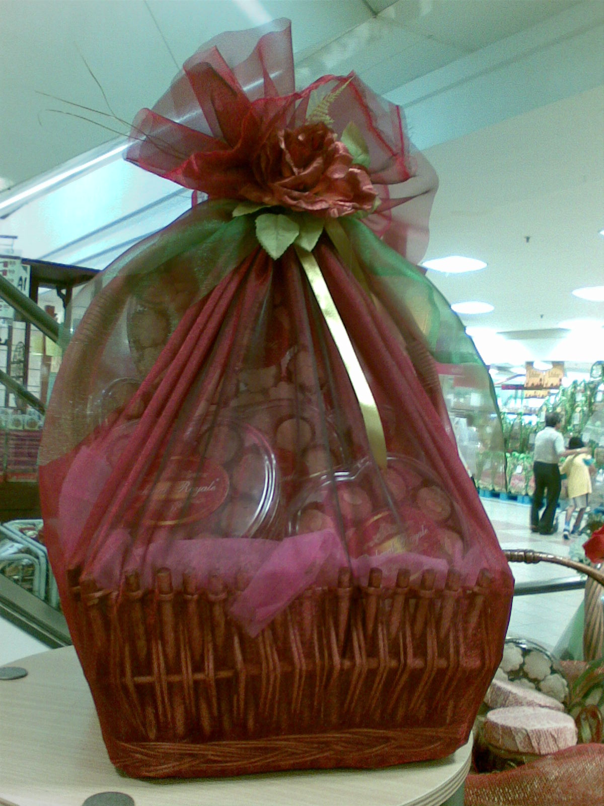 Rahmah Royale ( cookies . chocolate . candies . cakes . pastries ...