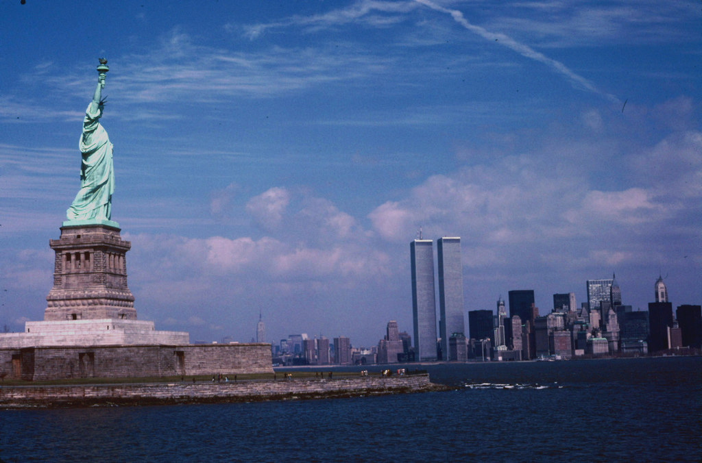 20 Vivid Color Photographs of New York City in 1979 Through an ...