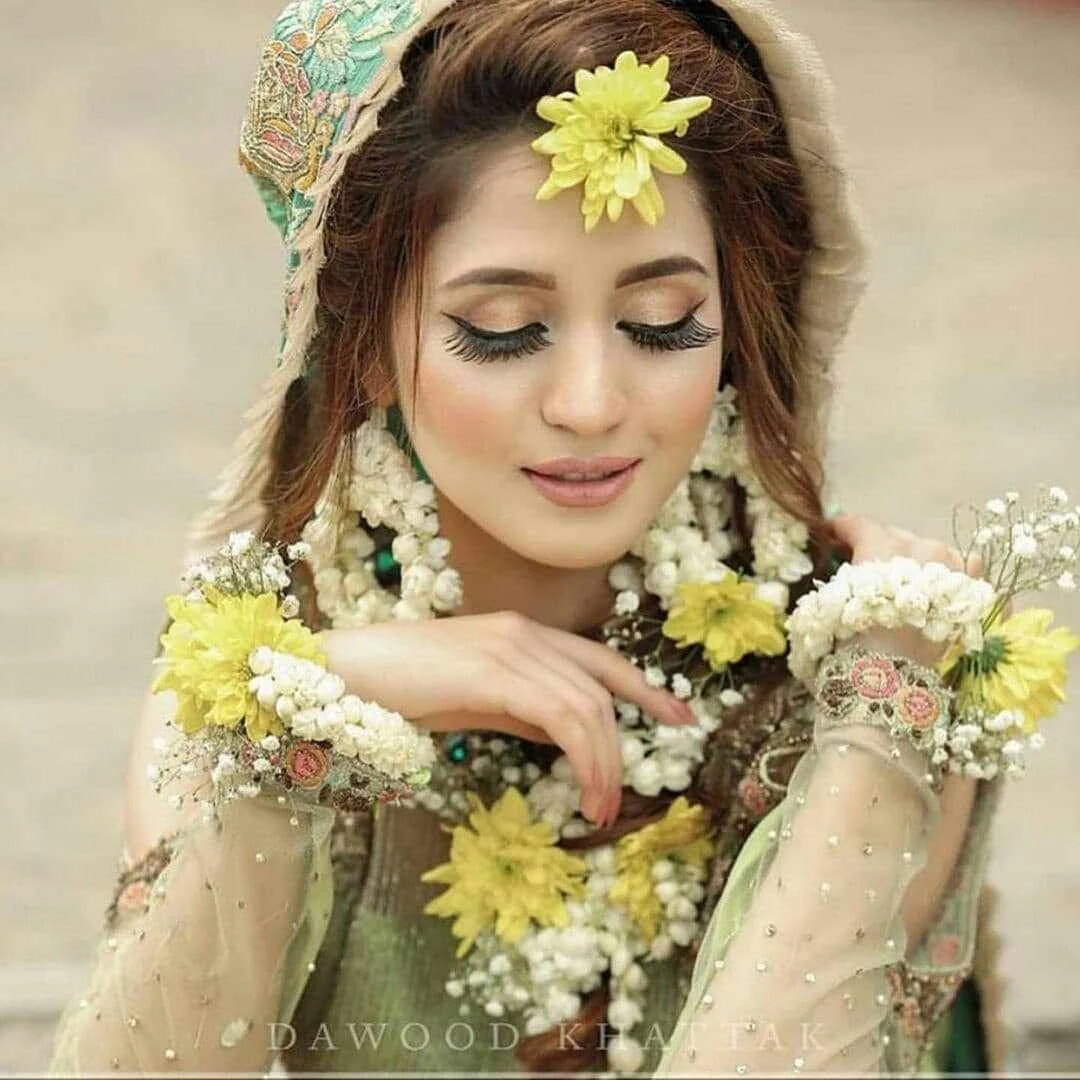 Recently Married Actress Amna Raja Mesmerizing Photo Shoot ...