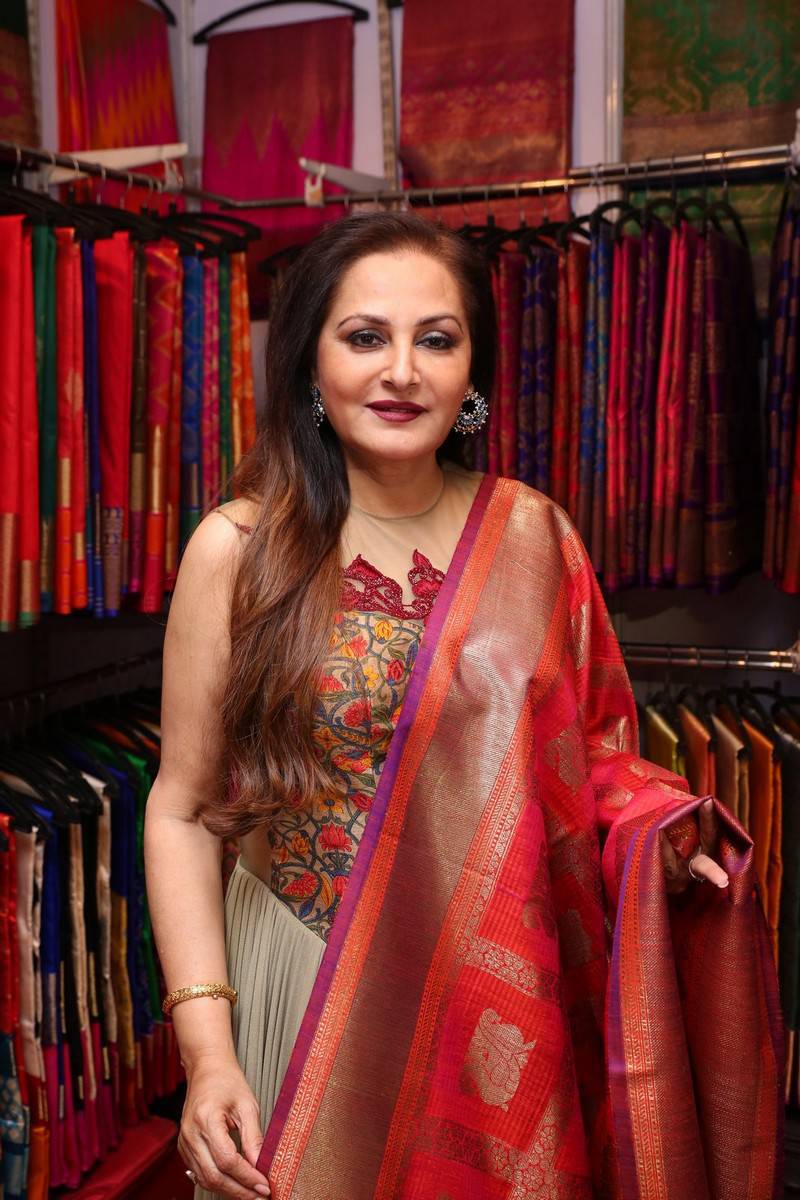 Jaya Prada Latest Hot Glamourous Spicy PhotoShoot Images At Lavishh ...