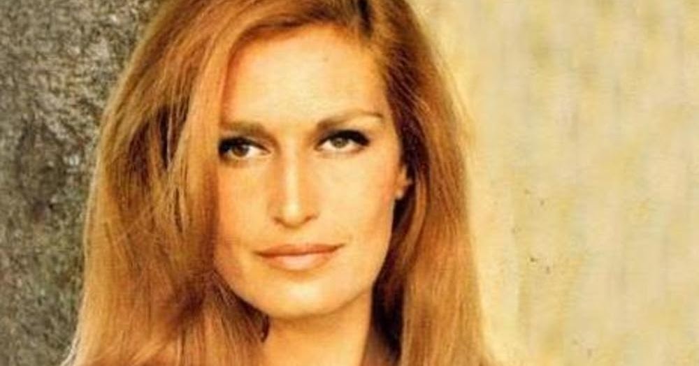 Lighting Up the Sky: Dalida