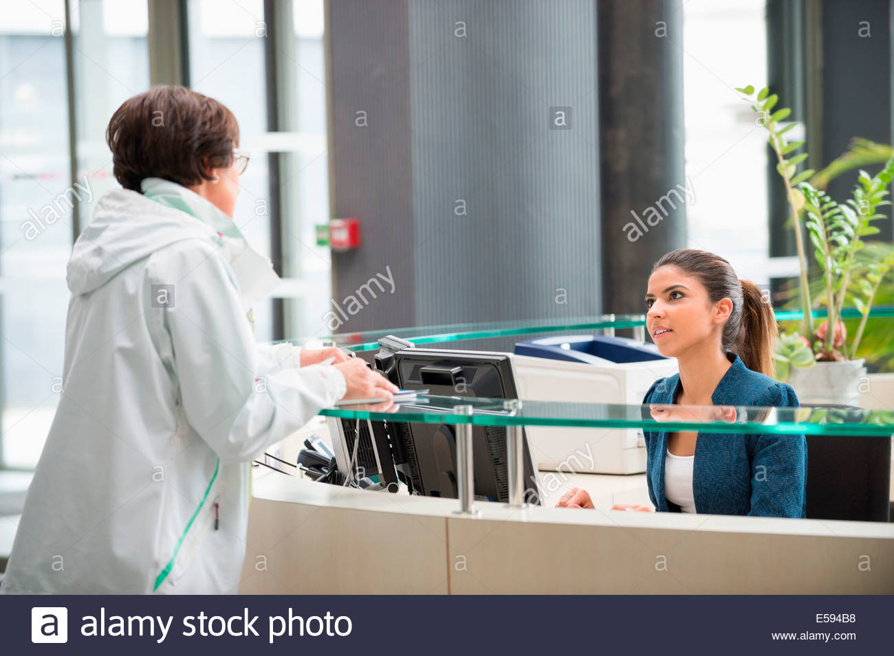 Hospital Receptionist ~ Resume Letter