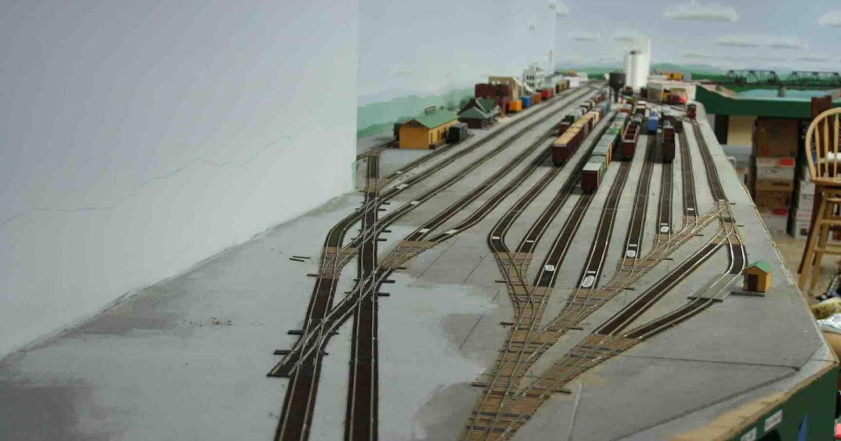 Southern Pacific Cascade Line: EUGENE TRACK THROAT REARRANGEMENT - 1