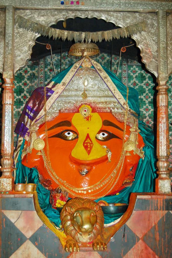 Hindu Temples of India: Renuka Temple, Mahur, Maharashtra