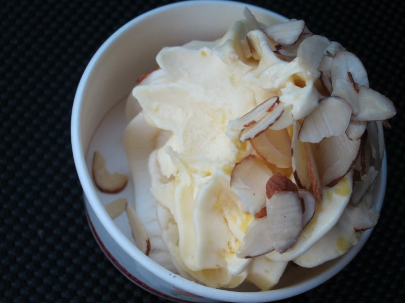 Review: Jamba Juice - Magnificent Mango Pineapple Whirl'ns Frozen Yogurt