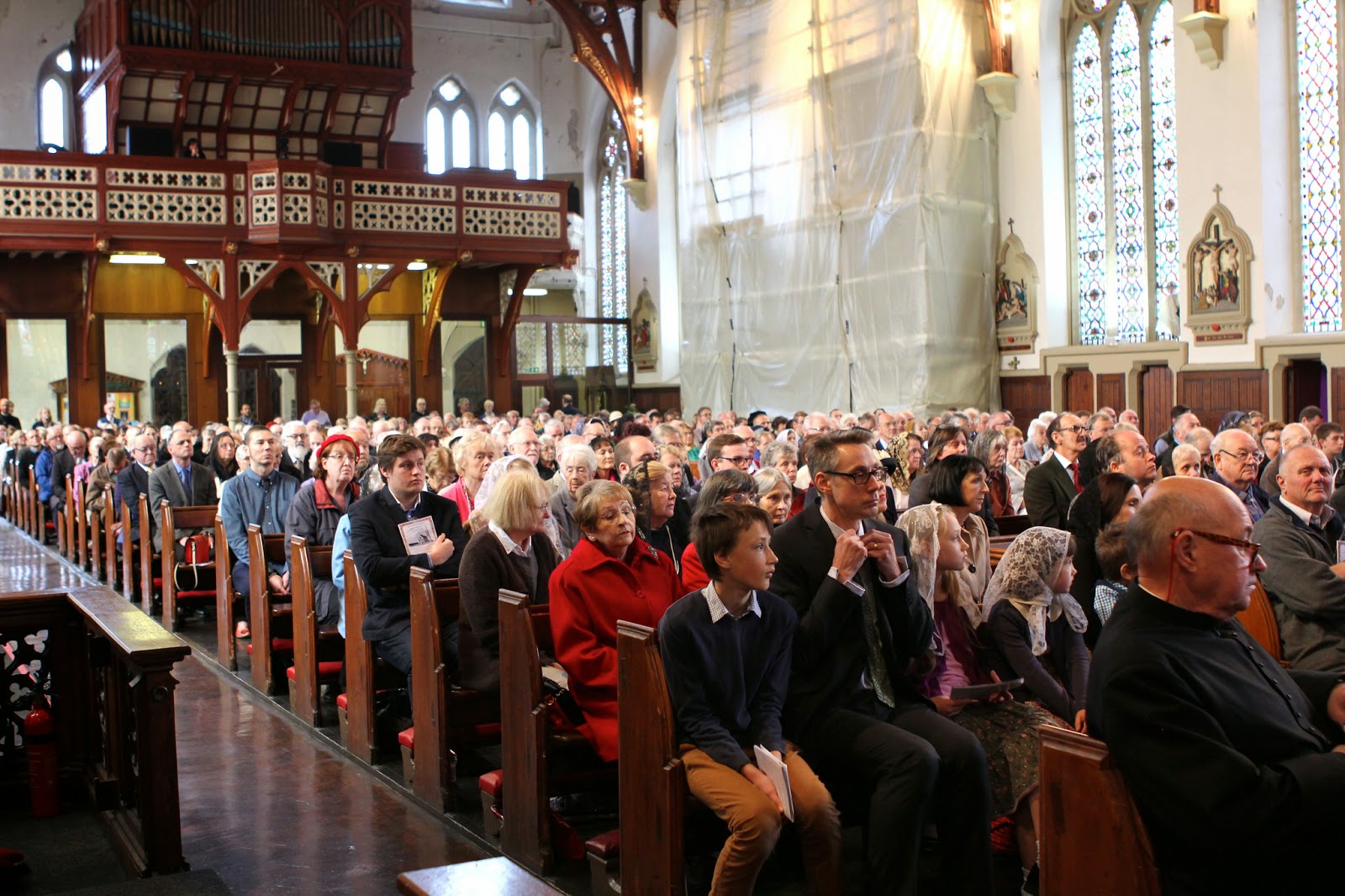 New Liturgical Movement: News from the ICKSP in England