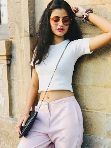 Manasvi Shinde age, Instagram, height, boyfriend, city, career, bio ...