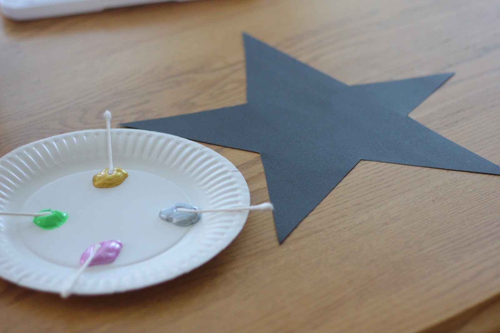 Preschool Holiday Crafts Star