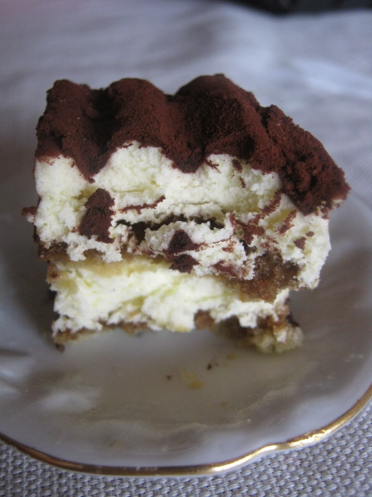 PIERINO IL PASTICCINO: prove di pasticcini mignon :tiramisu', bignè al ...