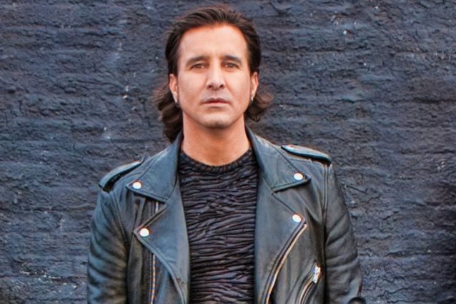 Scott Stapp termina a puñetazos con tres miembros del grupo 311 ...