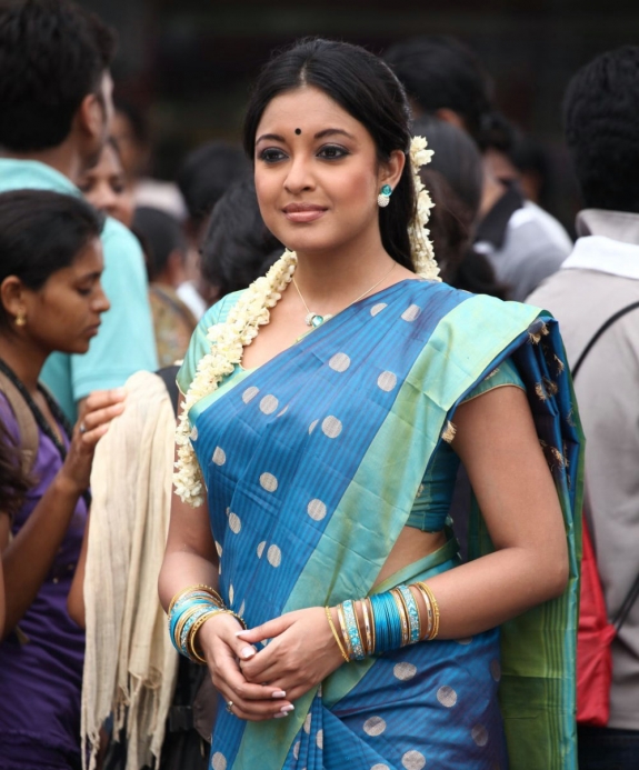 Tanusri Datta Latest cute Saree Pics ~ world actress photos,Bollywood ...