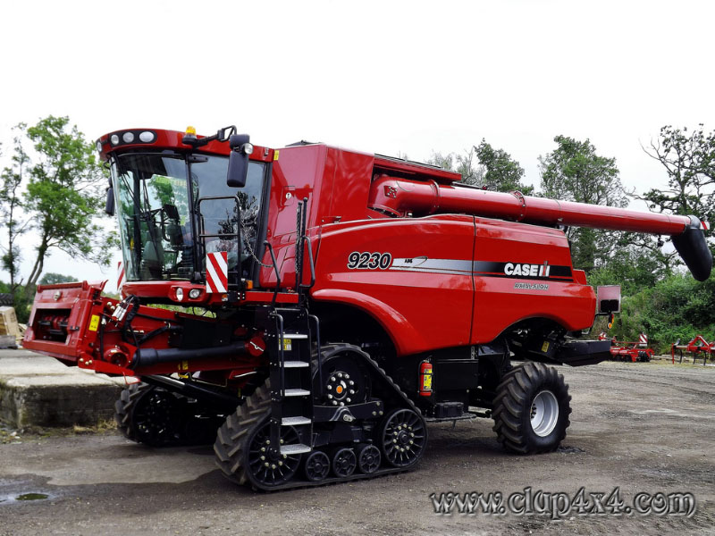 Tractors - Farm Machinery: Case Axial Flow 9230
