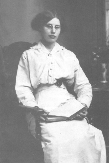 Female Poets of The First World War: Flora Jane Thompson (1876 –1947 ...