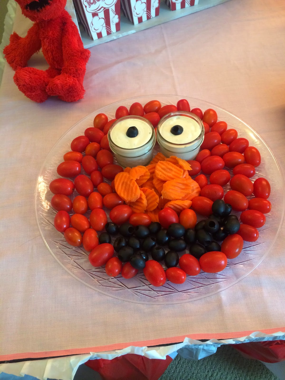 Manic Mama Miles: Elmo Carnival Snacks