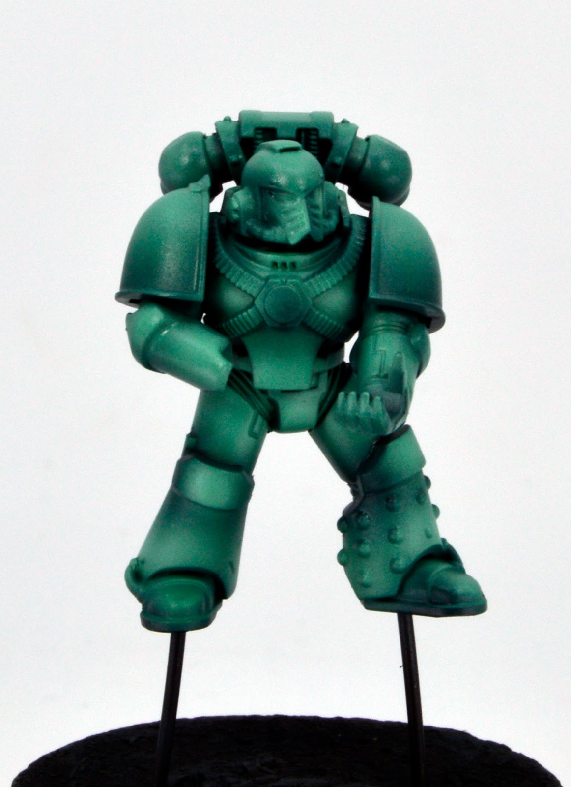 Dorn's Arrow: Sons of Horus - Green Power Armour - Painting Guide
