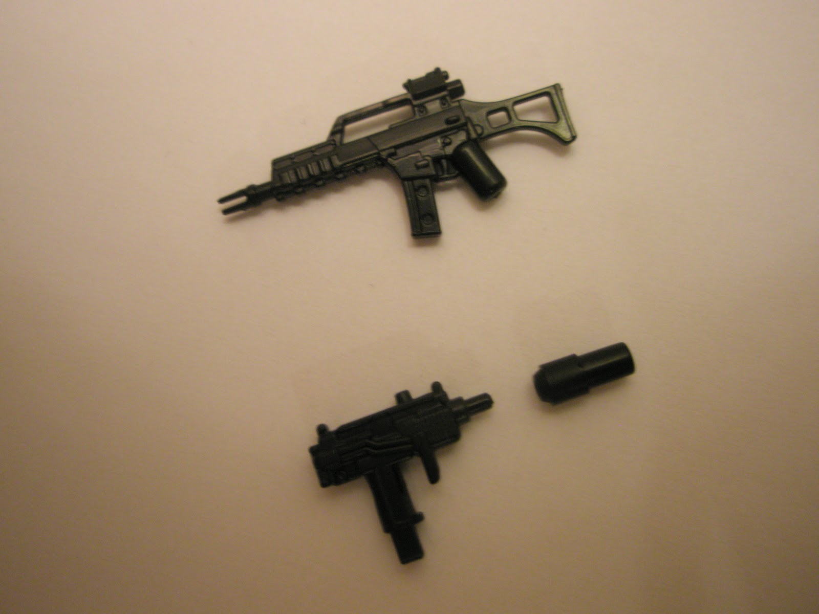 Griff's custom lego weapons: Brick Republic Order #2