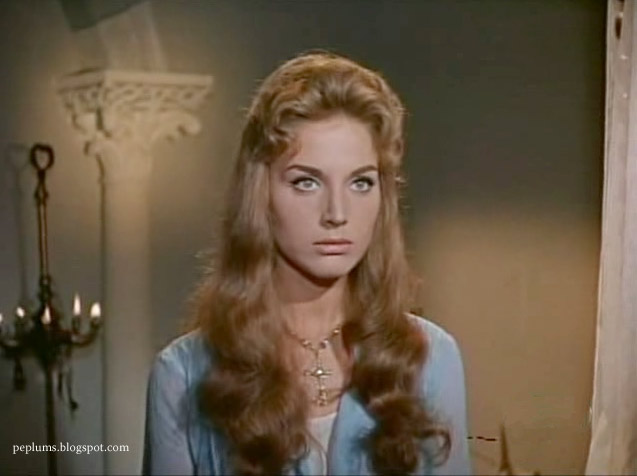 PEPLUM TV: PEPLUM "Babes & Beauties" of the Month : Leonora Ruffo