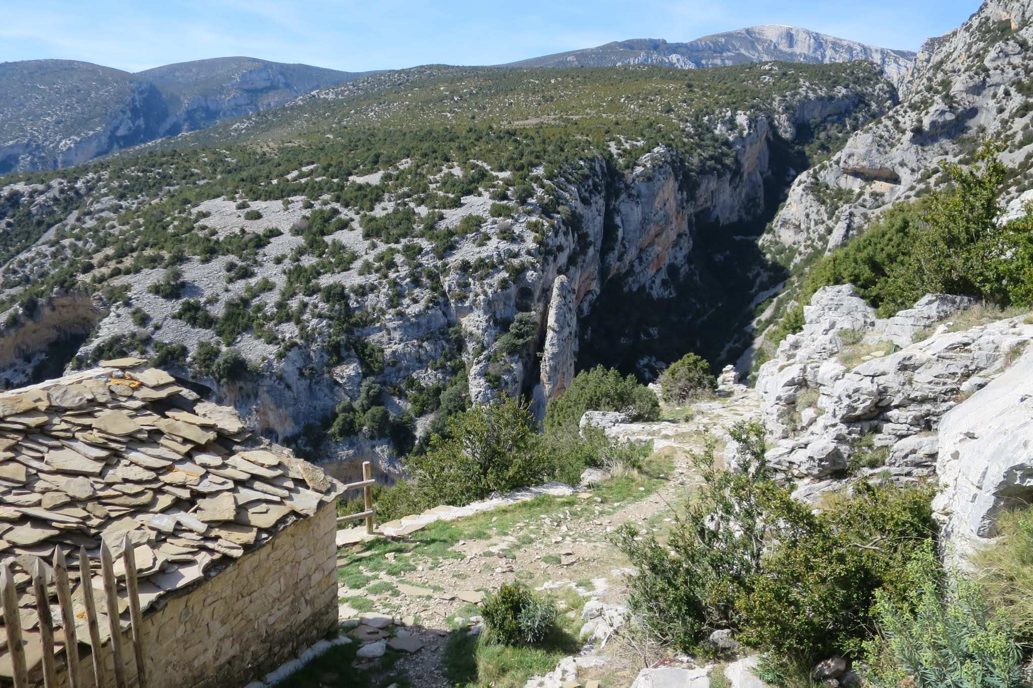 Mujeres de Pyrenaica: Ferrata de Rodellar. Espolón de la Virgen ...