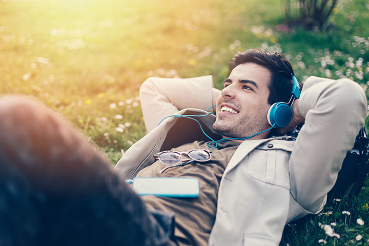 RETRO KIMMER'S BLOG: HOW LISTENING TO MUSIC CAN HELP IMPROVE YOUR HEALTH