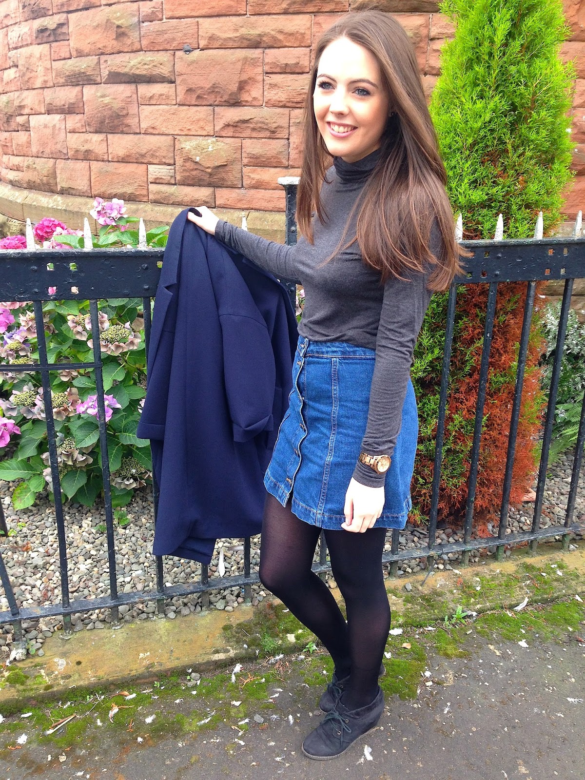 How To Style Your Denim Skirt Fashionmylegs The Tights And Hosiery Blog