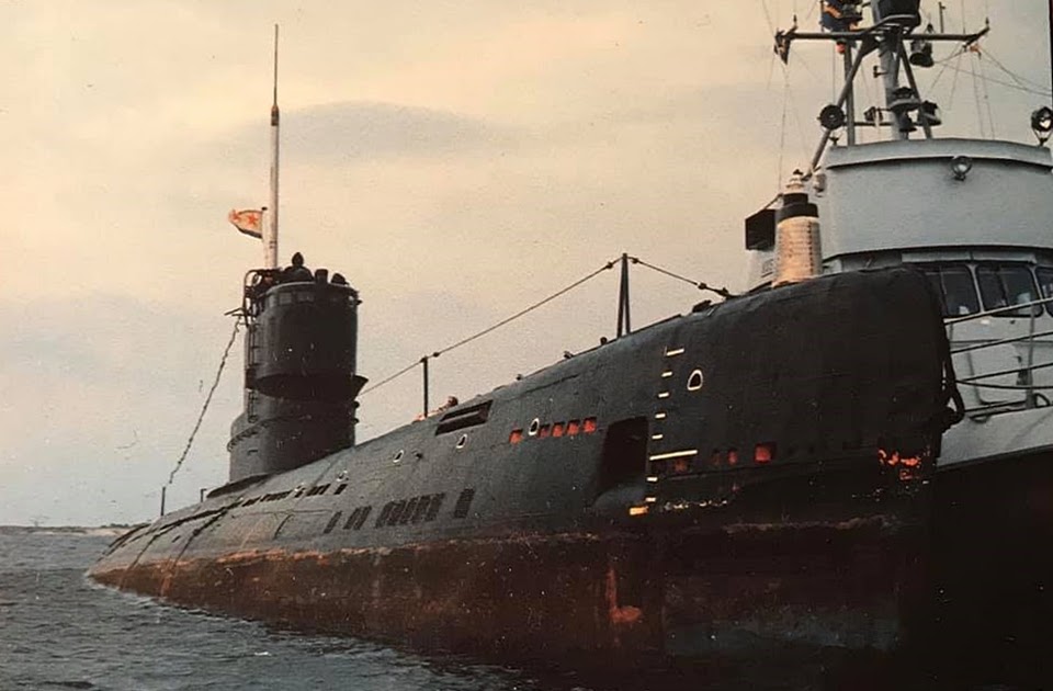 Nostalgorama: Ubåten U137 går på grund vid Karlskrona 1981