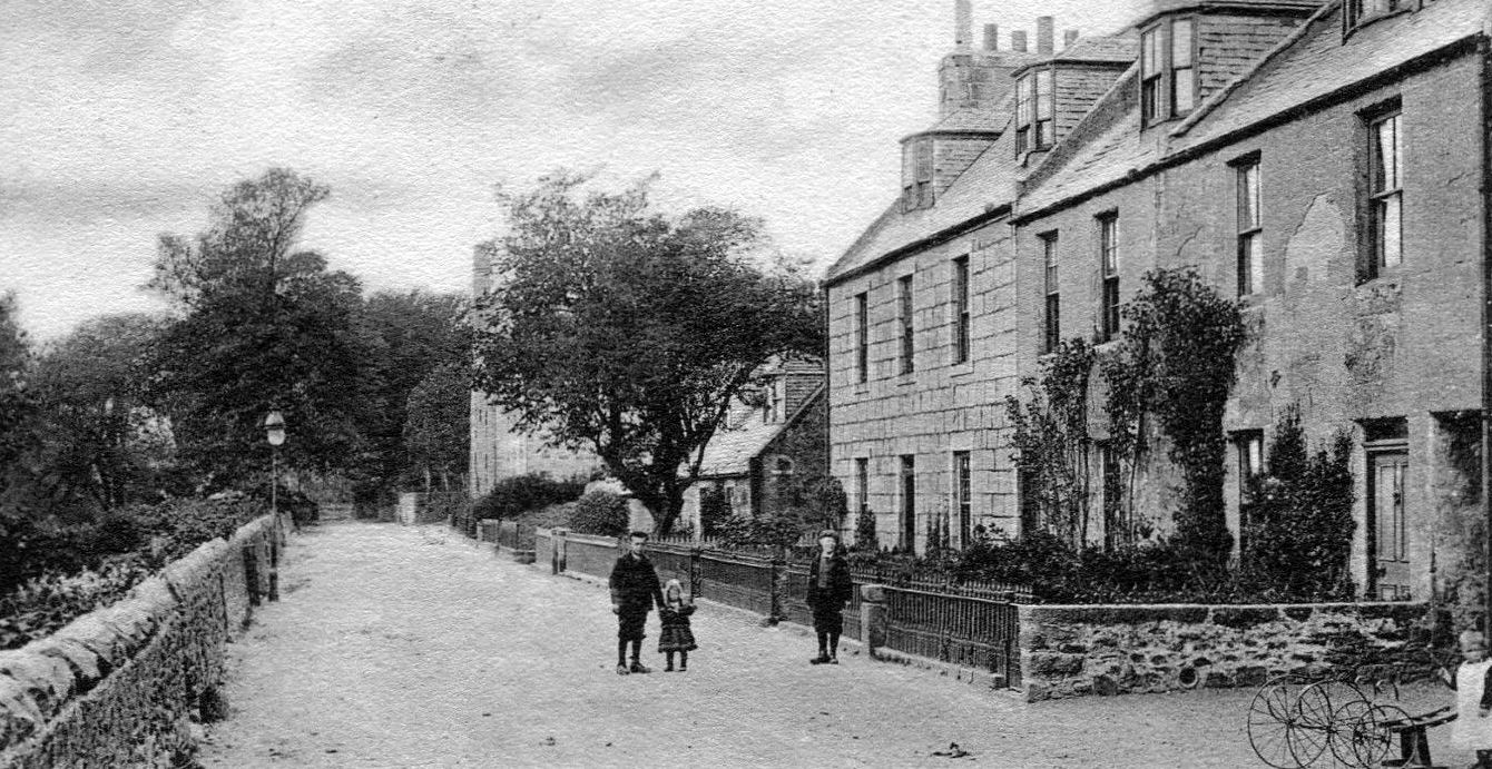 Tour Scotland: Old Photograph Ythan Terrace Ellon Scotland