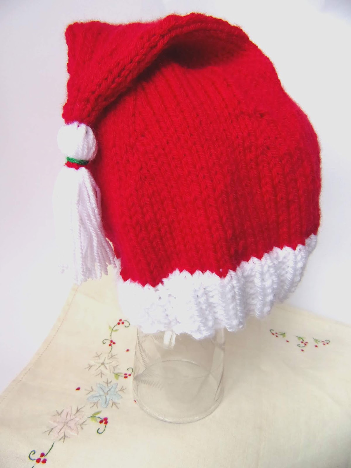 the Creations of Crazy Dazy: santa hat pattern