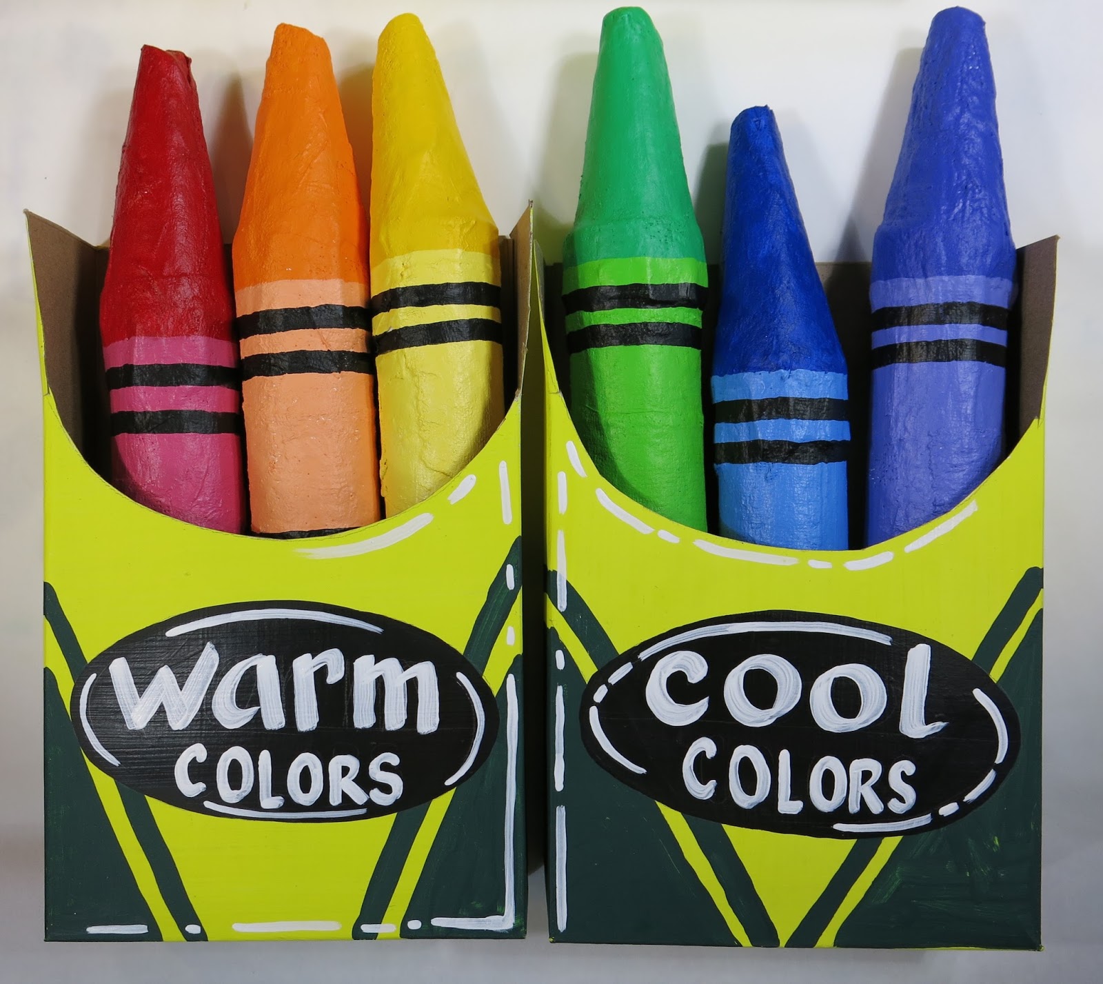 Cassie Stephens: In the Art Room: A Color Family Display