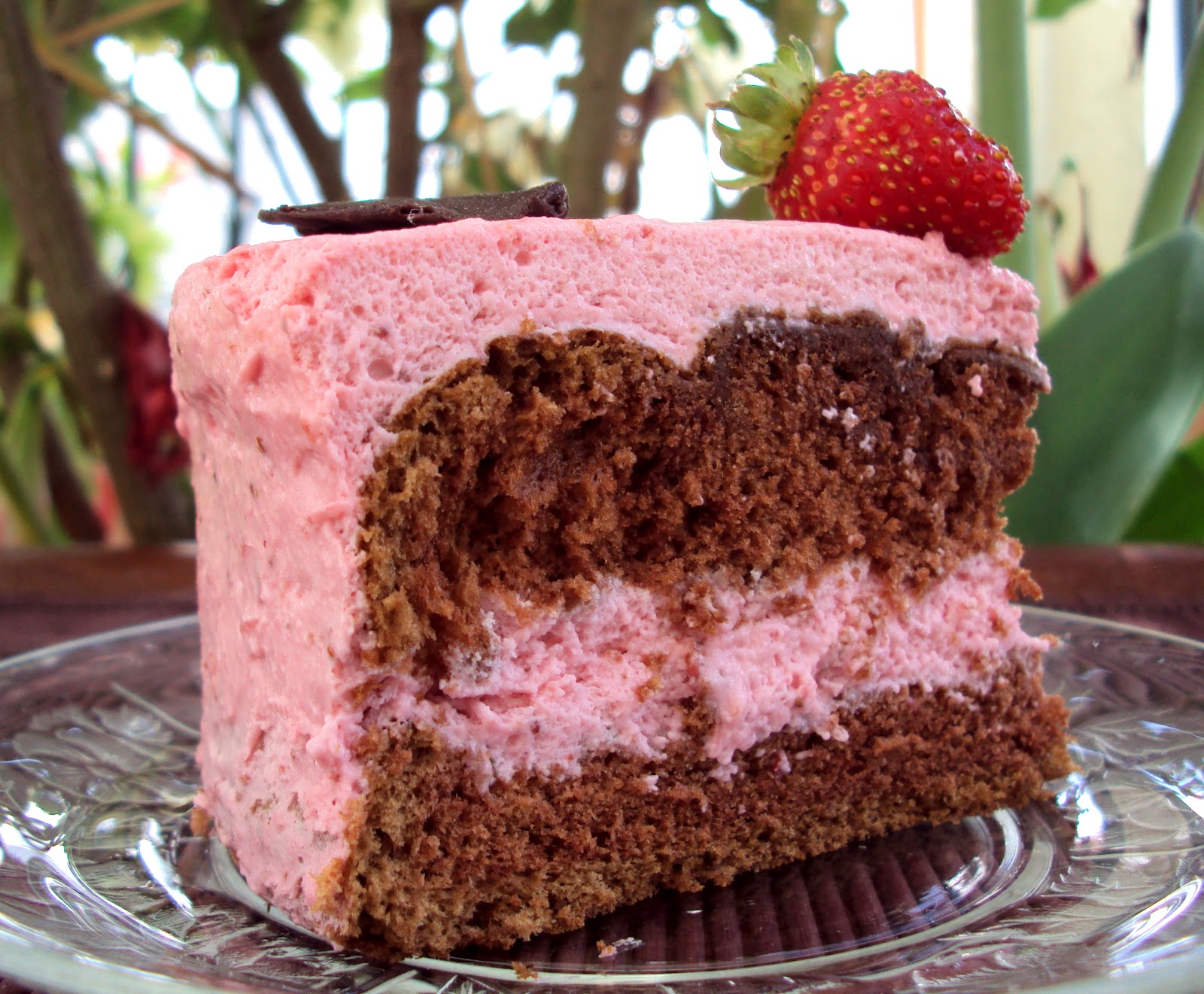 Bolo Com Recheio De Mousse De Morango - RETOEDU