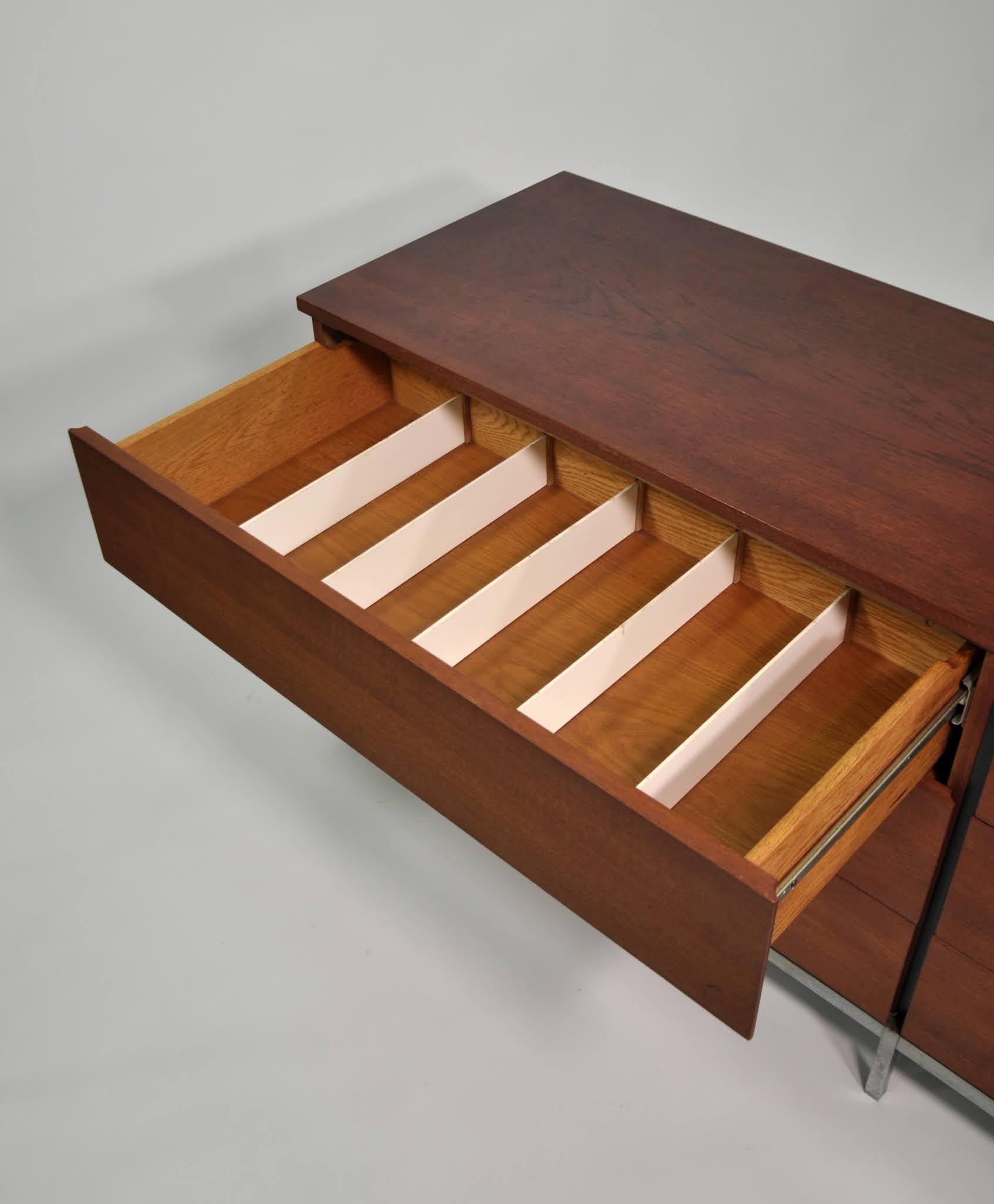 SELECT MODERN: Florence Knoll for Knoll Associates Walnut and Chromed ...