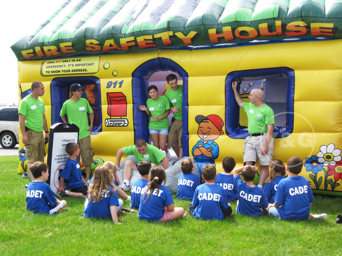 Best inflatable fire safety house for children education.