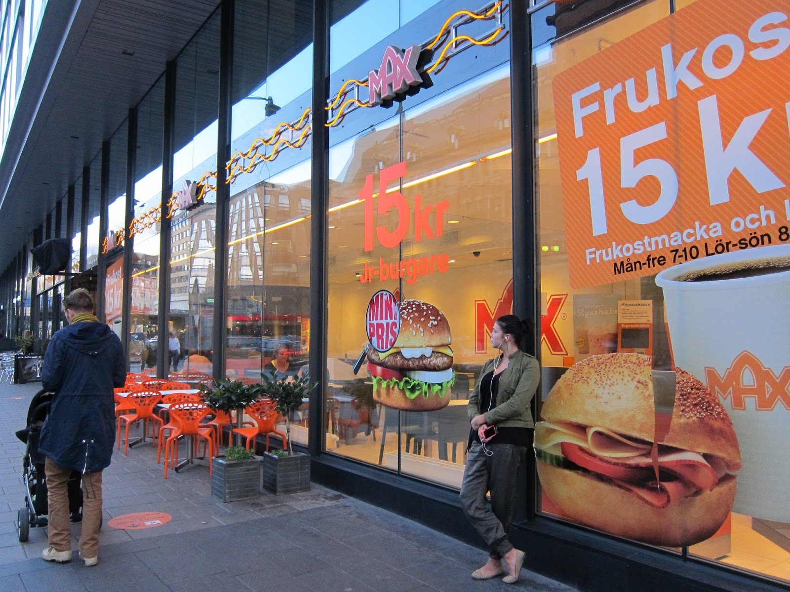 candidanimal: Fast Food in Sweden