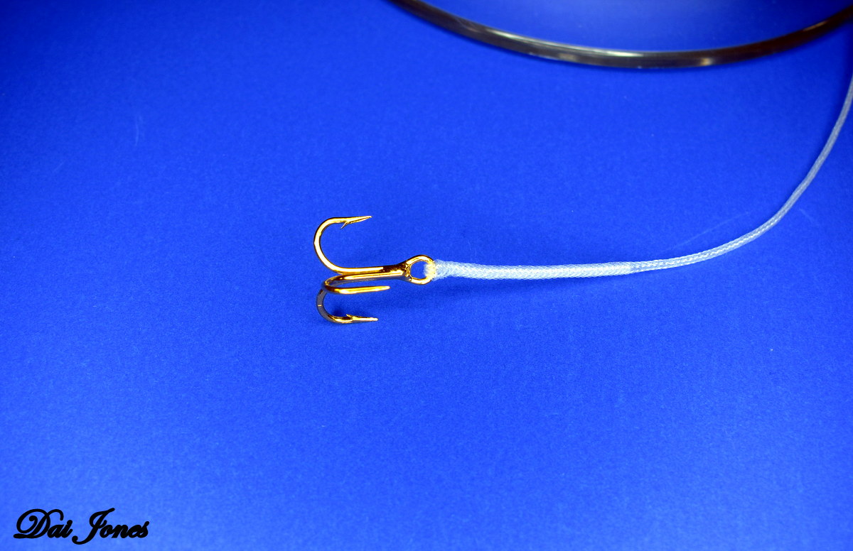 Flies step by step: Snake fly, step by step.