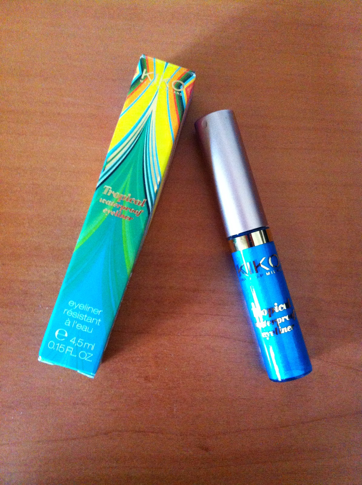 KIKO Tropical Waterproof Eyeliner (limited edition)