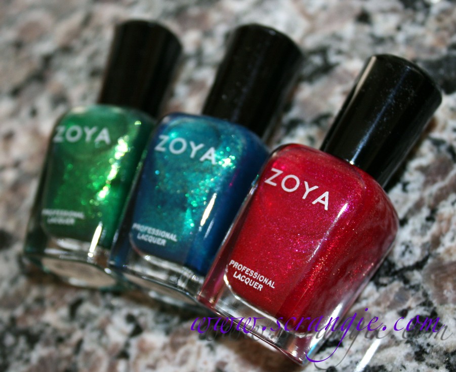 Scrangie: The Zoya Color Box Gift Set for Holiday 2011