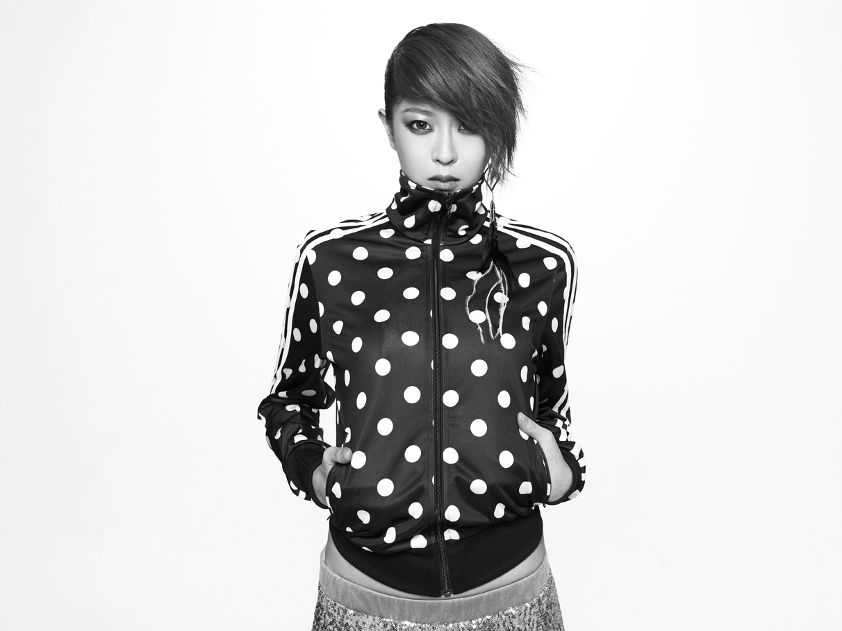 B2ST & B2UTY: SUNNY HILL REVELA NUEVAS IMÁGENES DE SU NUEVO CONCEPTO