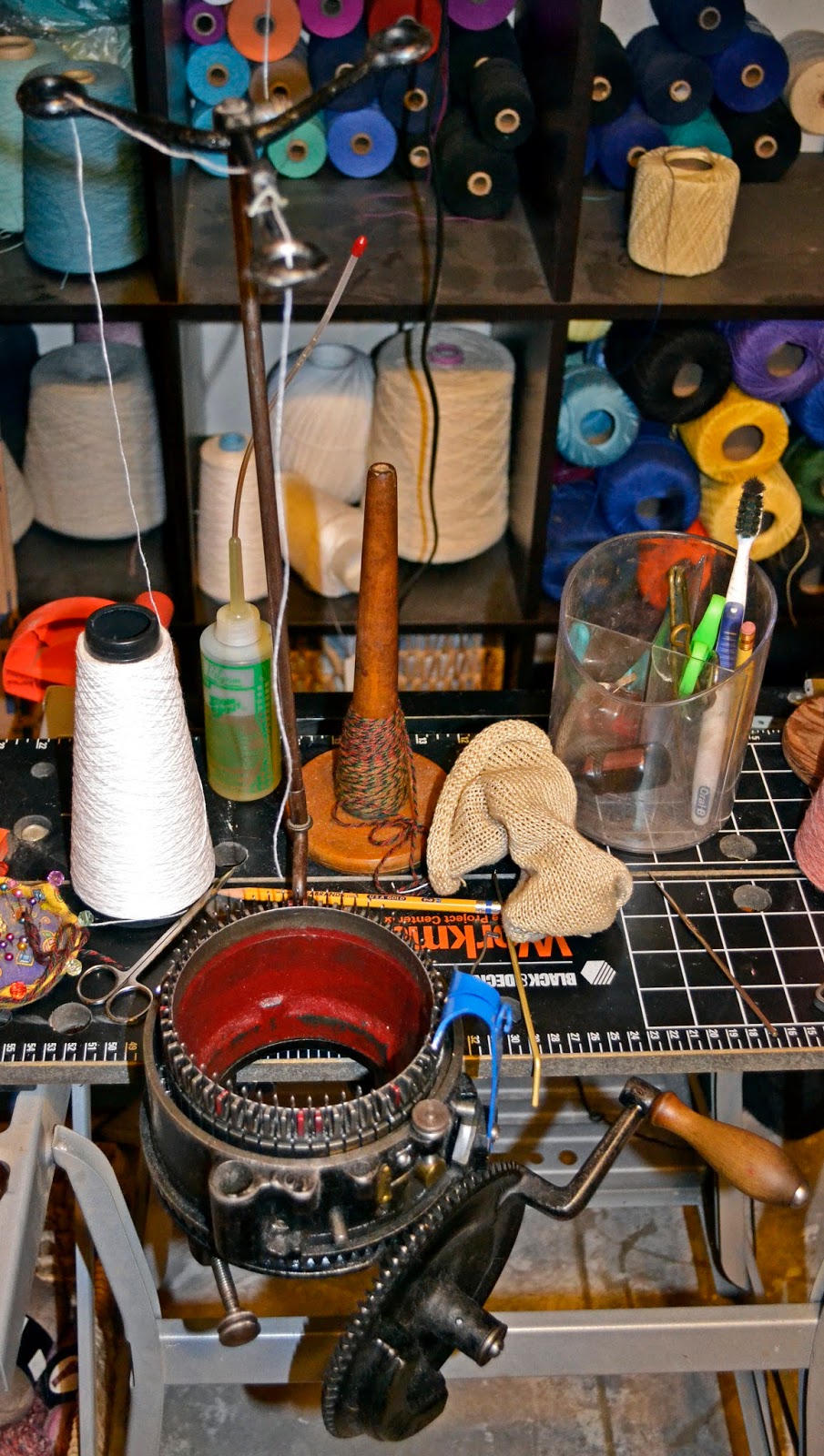 Tangible Daydreams: Sock knitting with Patons Kroy Socks FX on an ...