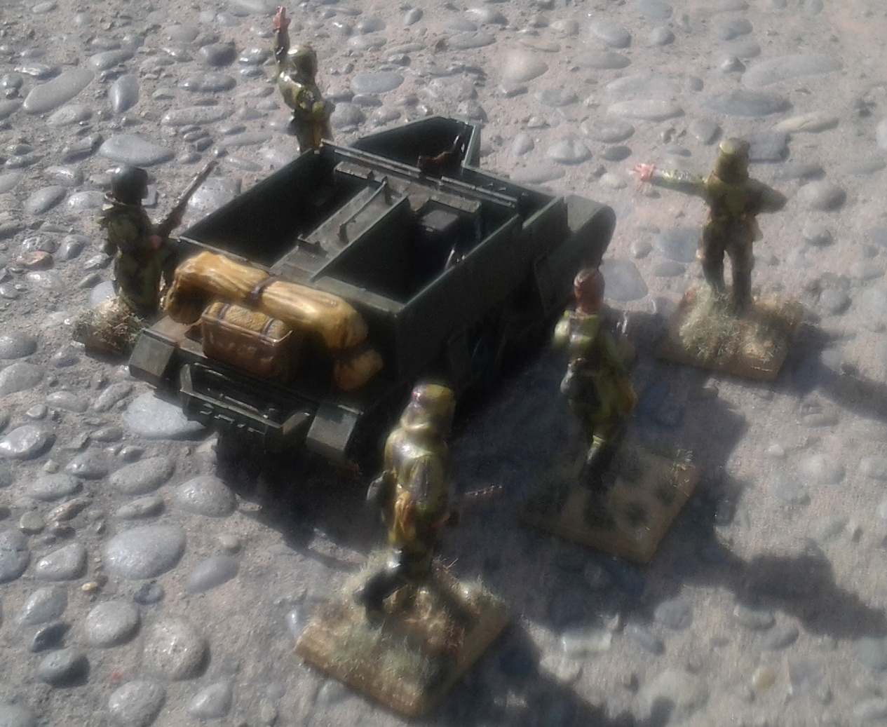 Bolt Action: Soviet Mech Recon (and Hobbit prices!)