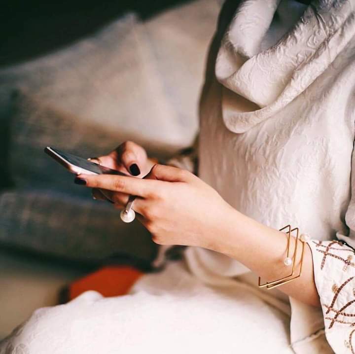 200+ Cool Stylish Attitude Alone Sad Girls Dpz for Whatsapp and ...