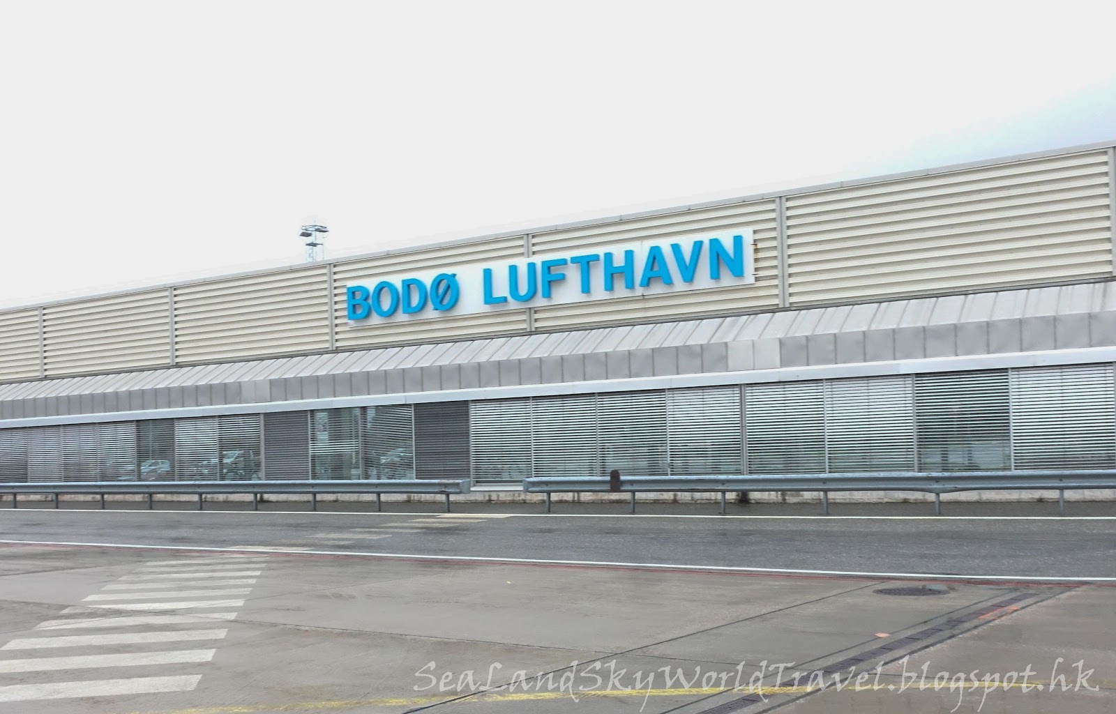 海陸空遊世界: 冰島北挪威極光自駕遊第17天: Svolvaer機場, 回港