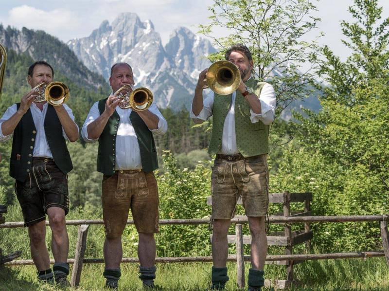 Demasiadas Noches: Ländler (Alemania-Austria)