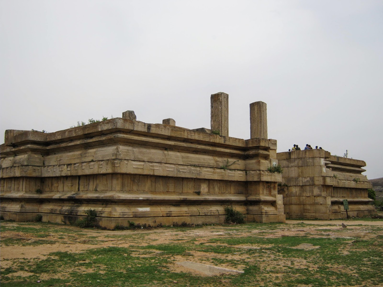 Melukote RayaGopura - Bangalore weekend picnic spots
