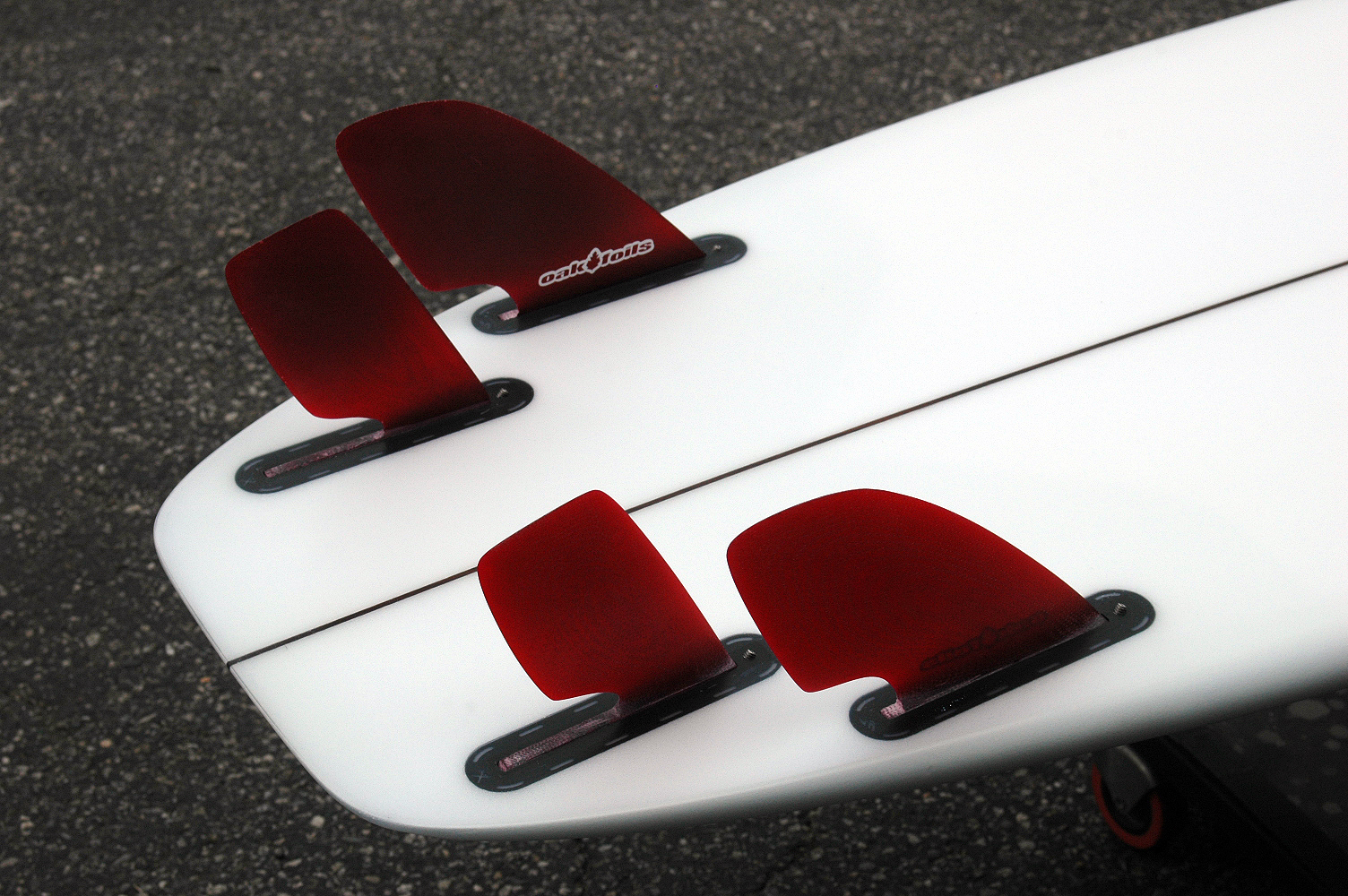Oak Foils Custom Surfboards: Custom Fins