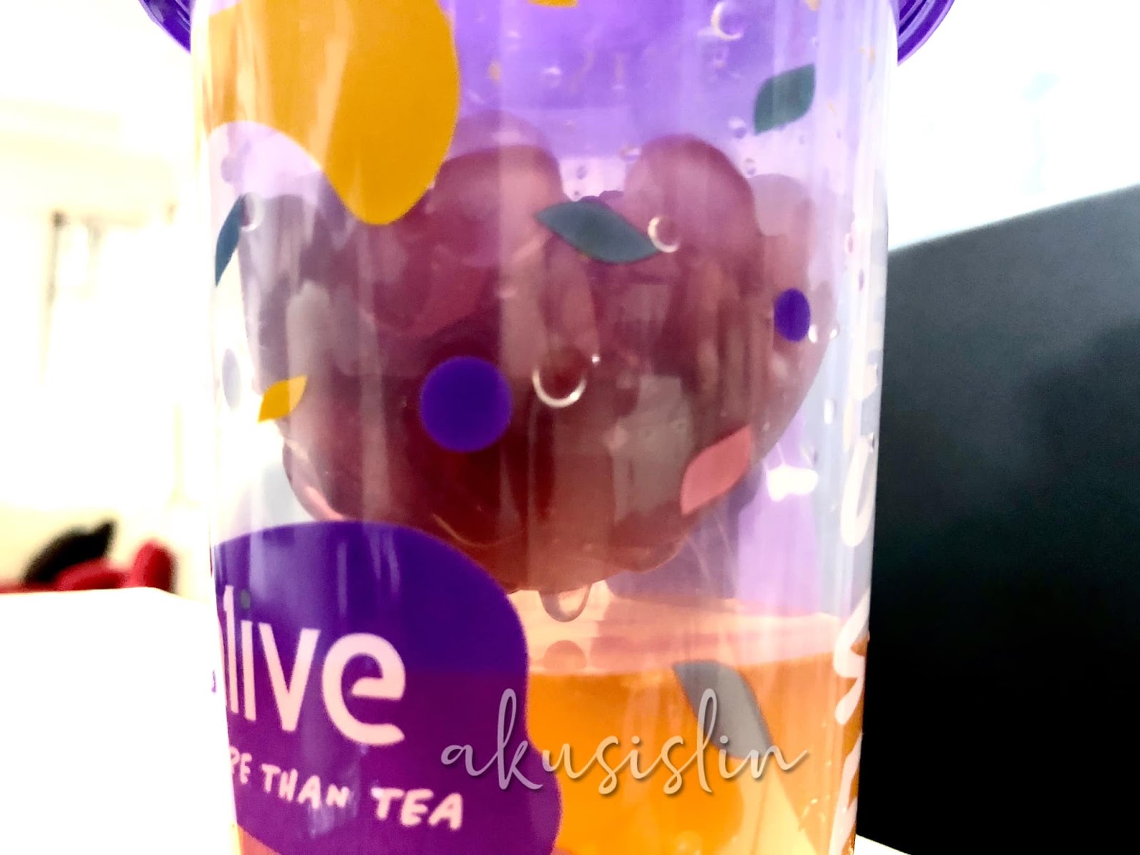 TEALIVE 1st STRAWLESS CUP IN MALAYSIA