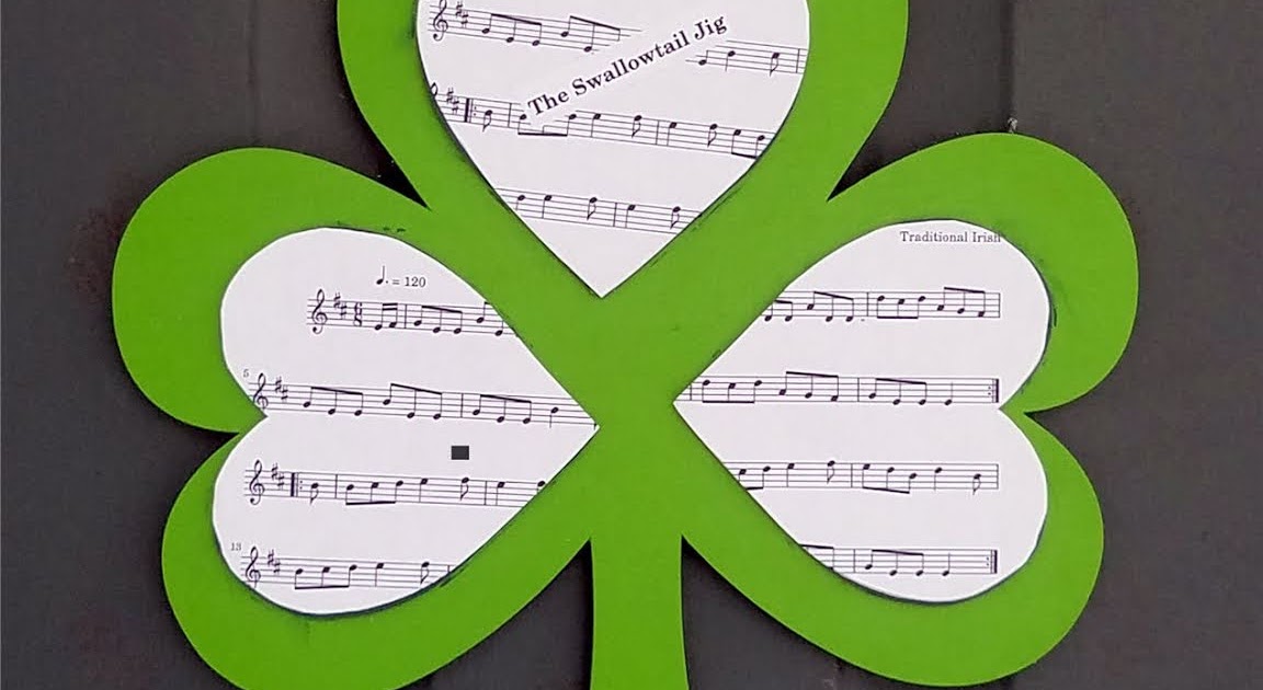 Condo Blues: Quick and Easy St Patrick's Day Shamrock Decor