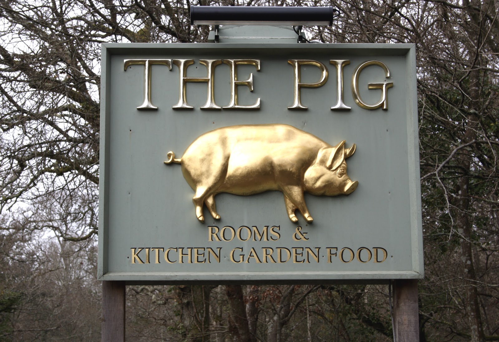 wanton flavours: THE PIG, BROCKENHURST, and ITS TWENTY-FIVE MILE MENU