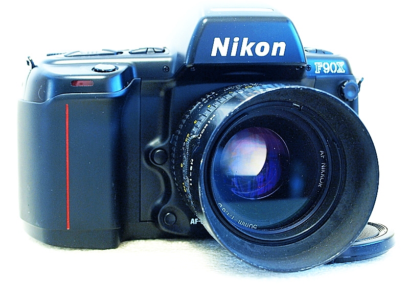 Nikon F90X (N90S) 35mm AF SLR Film Camera Review - ImagingPixel
