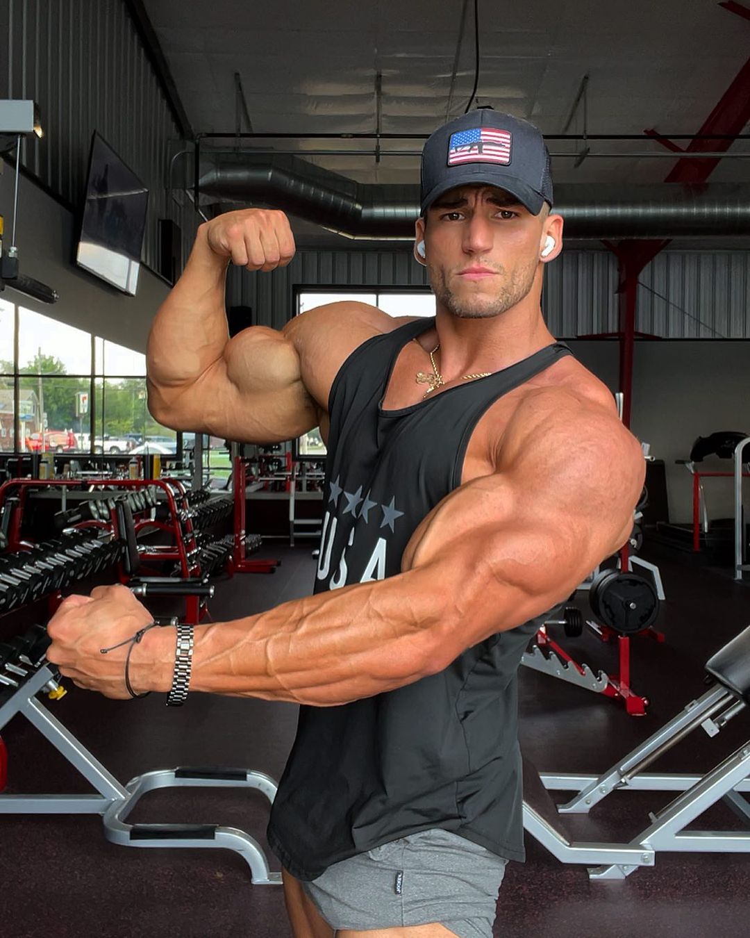 the beauty of male muscle: Bobby